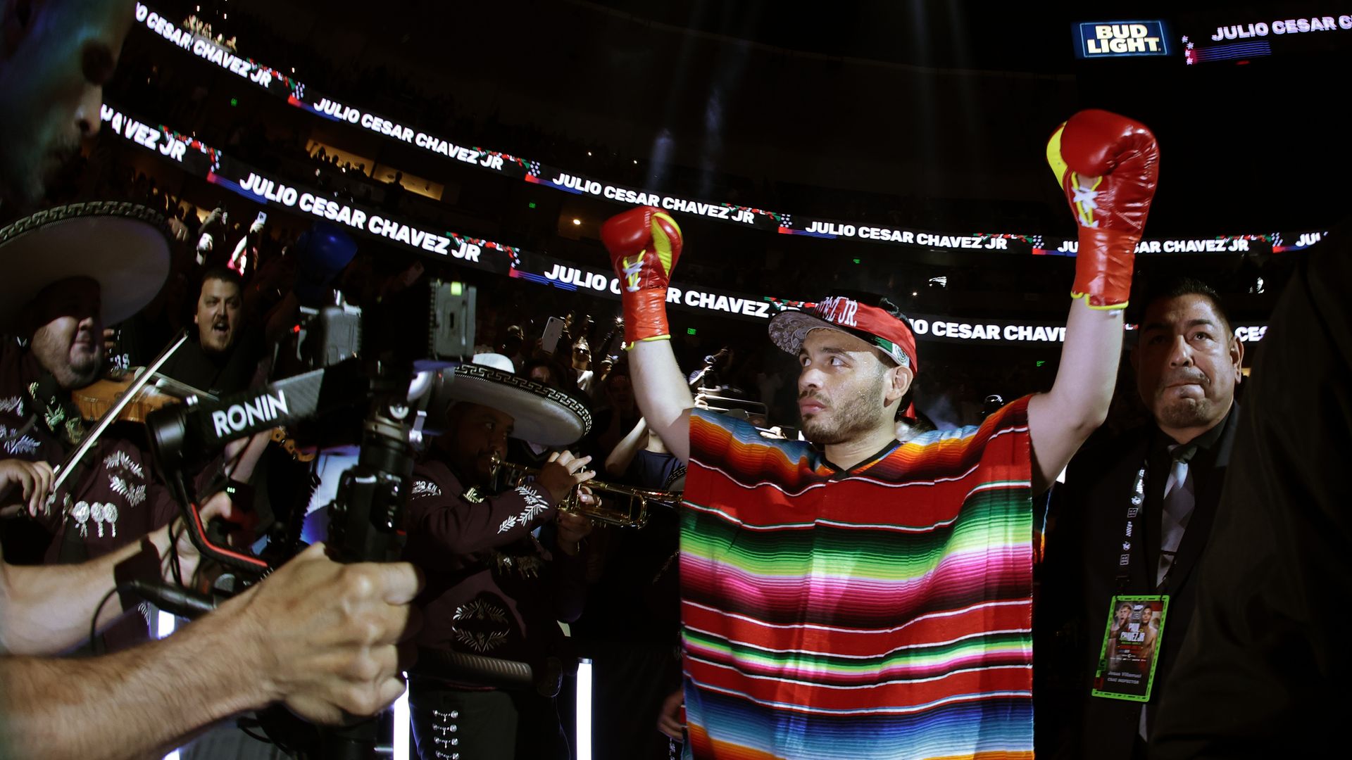 ICE detains Mexican boxer Julio César Chávez Jr.