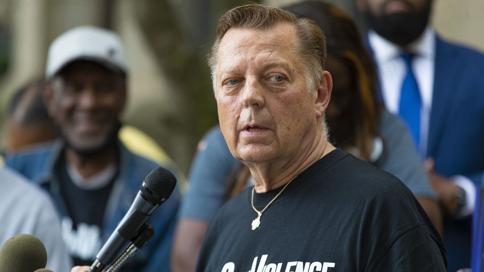 Chicago priest Michael Pfleger joins calls to cancel DNC in Chicago ...
