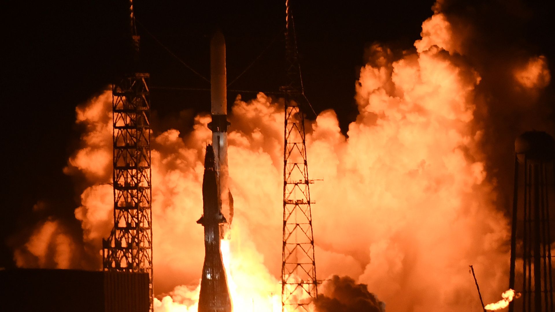 Jeff Bezos' Blue Origin successfully launches New Glenn rocket into orbit