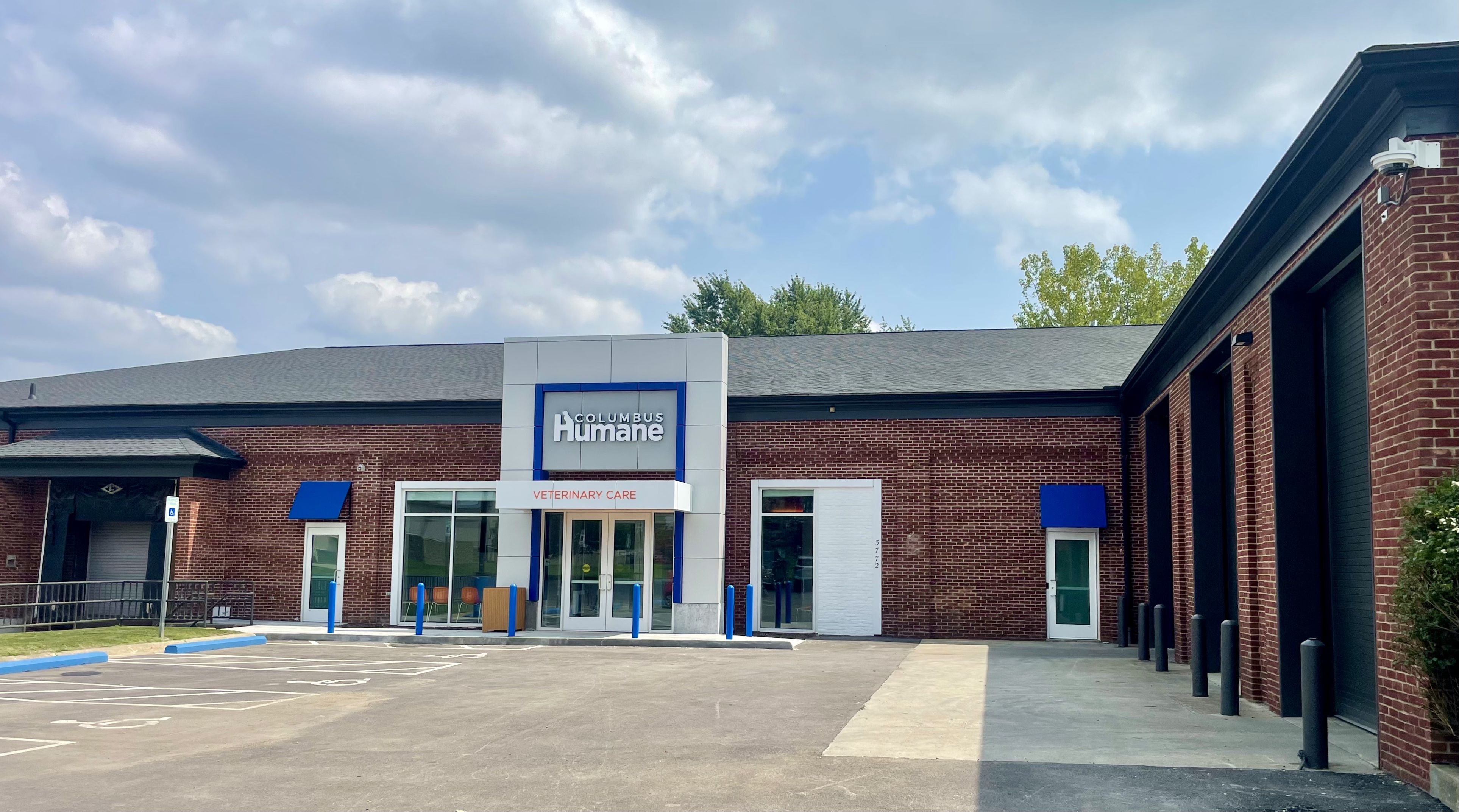 Columbus Humane opens new facility with affordable vet care, free pet ...