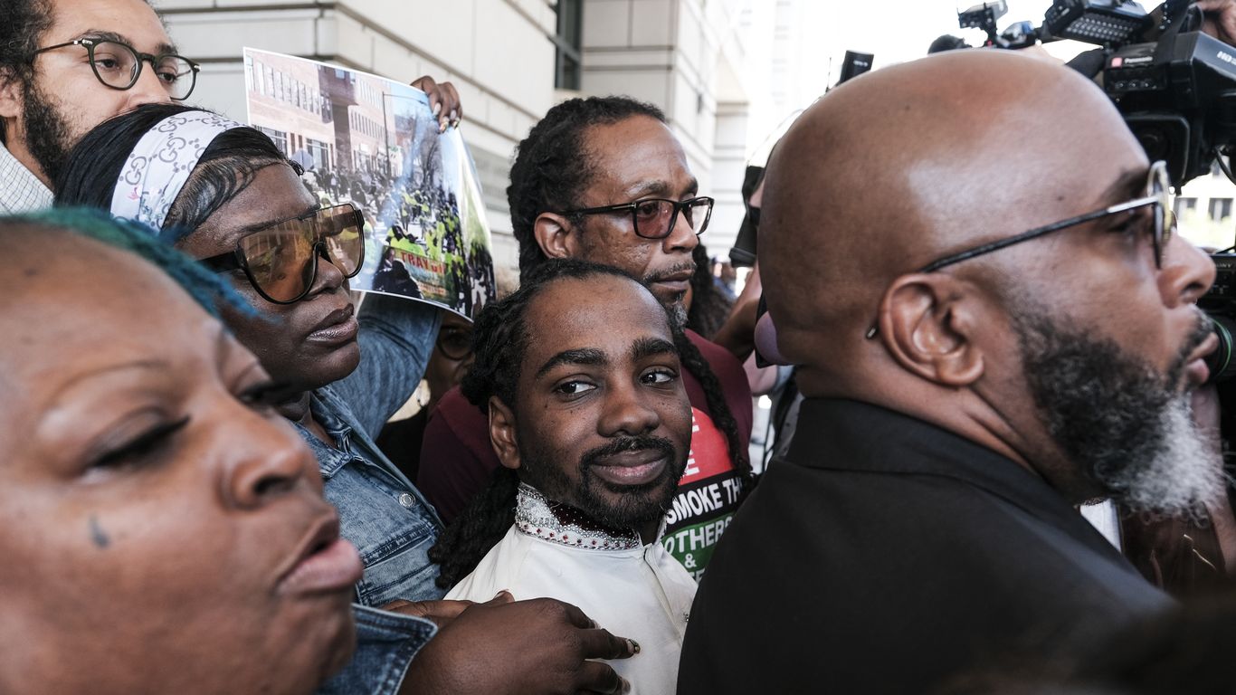 Trayon White scandal: New details emerge about informant linked to case ...