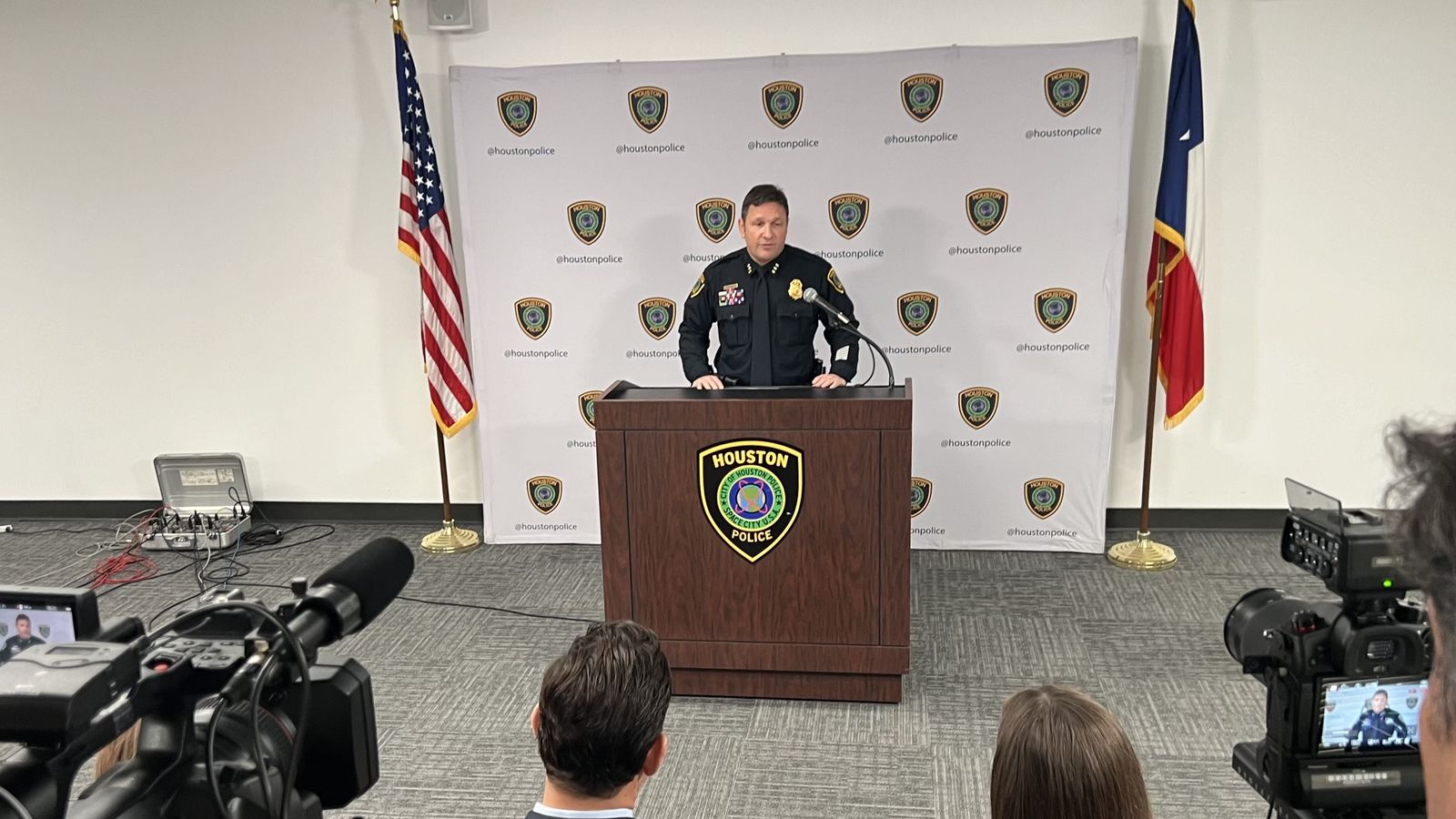 Houston is looking for a new police chief - Axios Houston