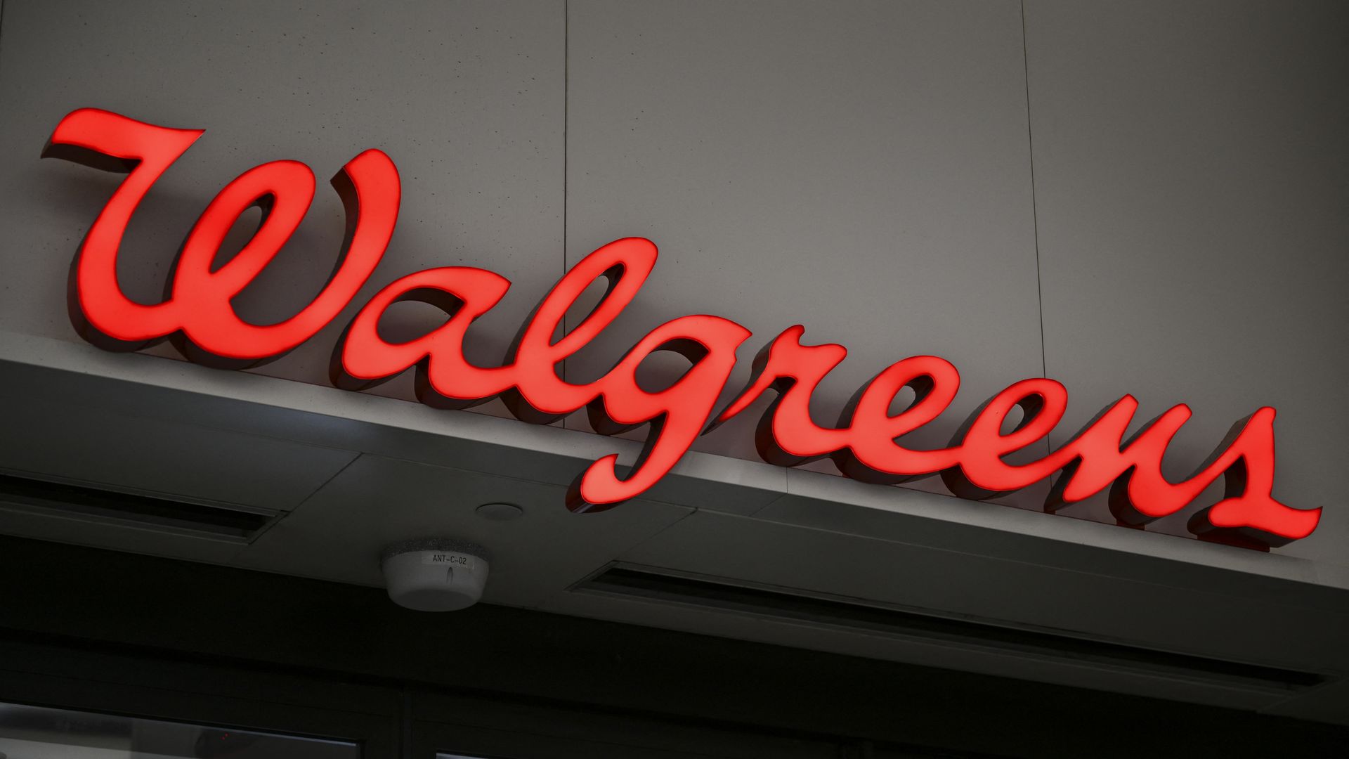 Walgreens to pay $300M in settlement over invalid opioid scripts