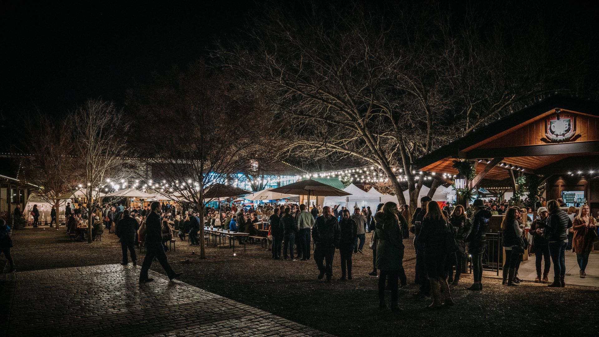 Weekender: 28 things to do in Charlotte this weekend including holiday markets - Axios Charlotte