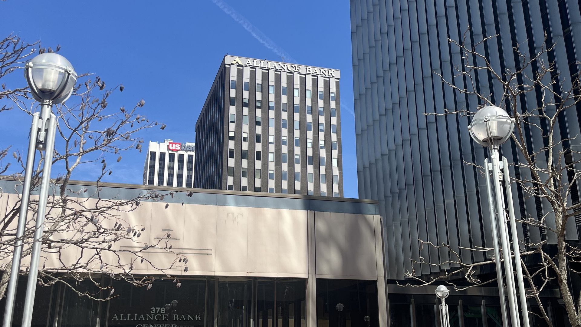 What happens when a St. Paul office tower is abandoned - Axios Twin Cities