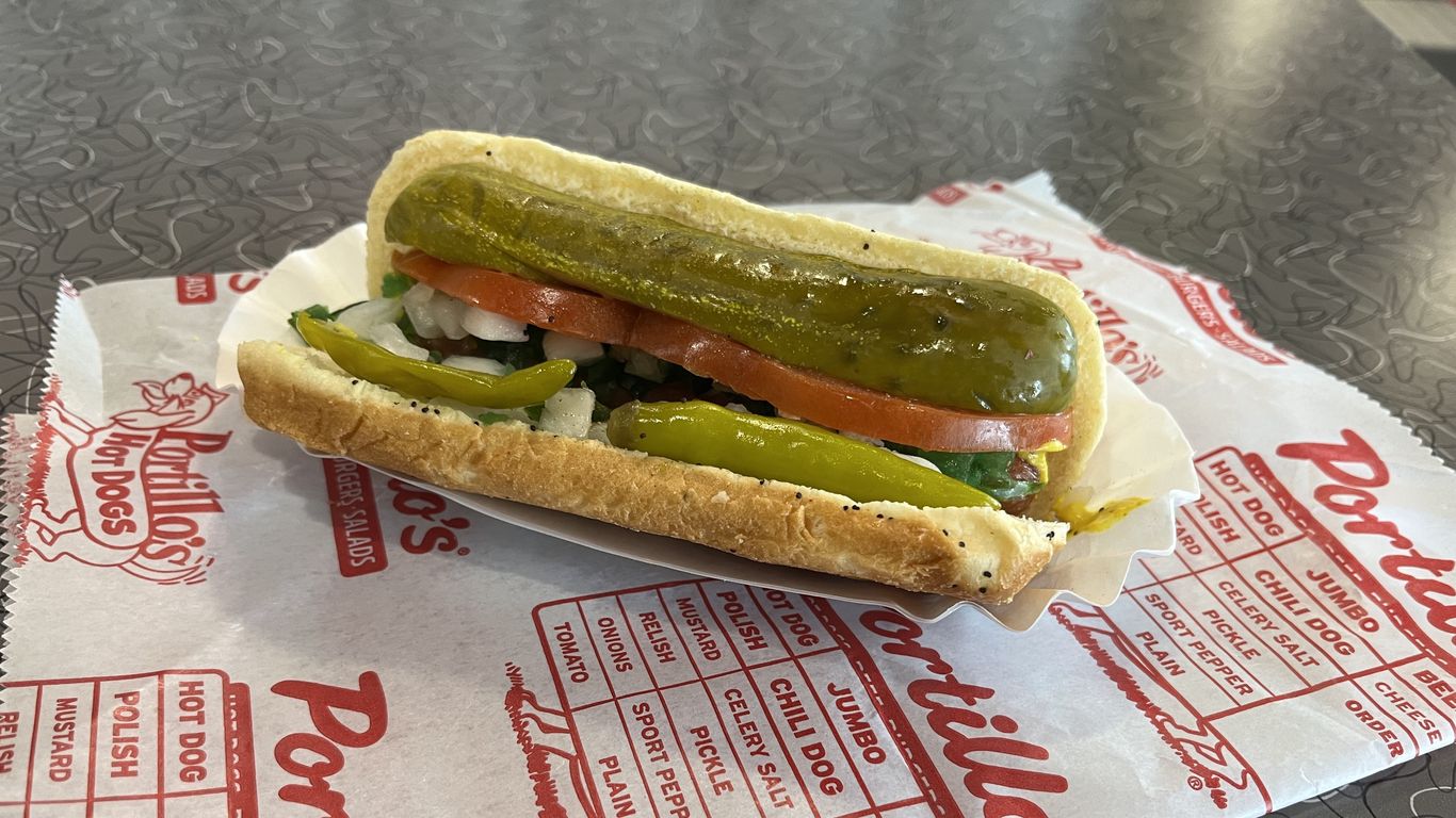 Portillo's Garden Dog is a top-tier veggie dog - Axios Indianapolis