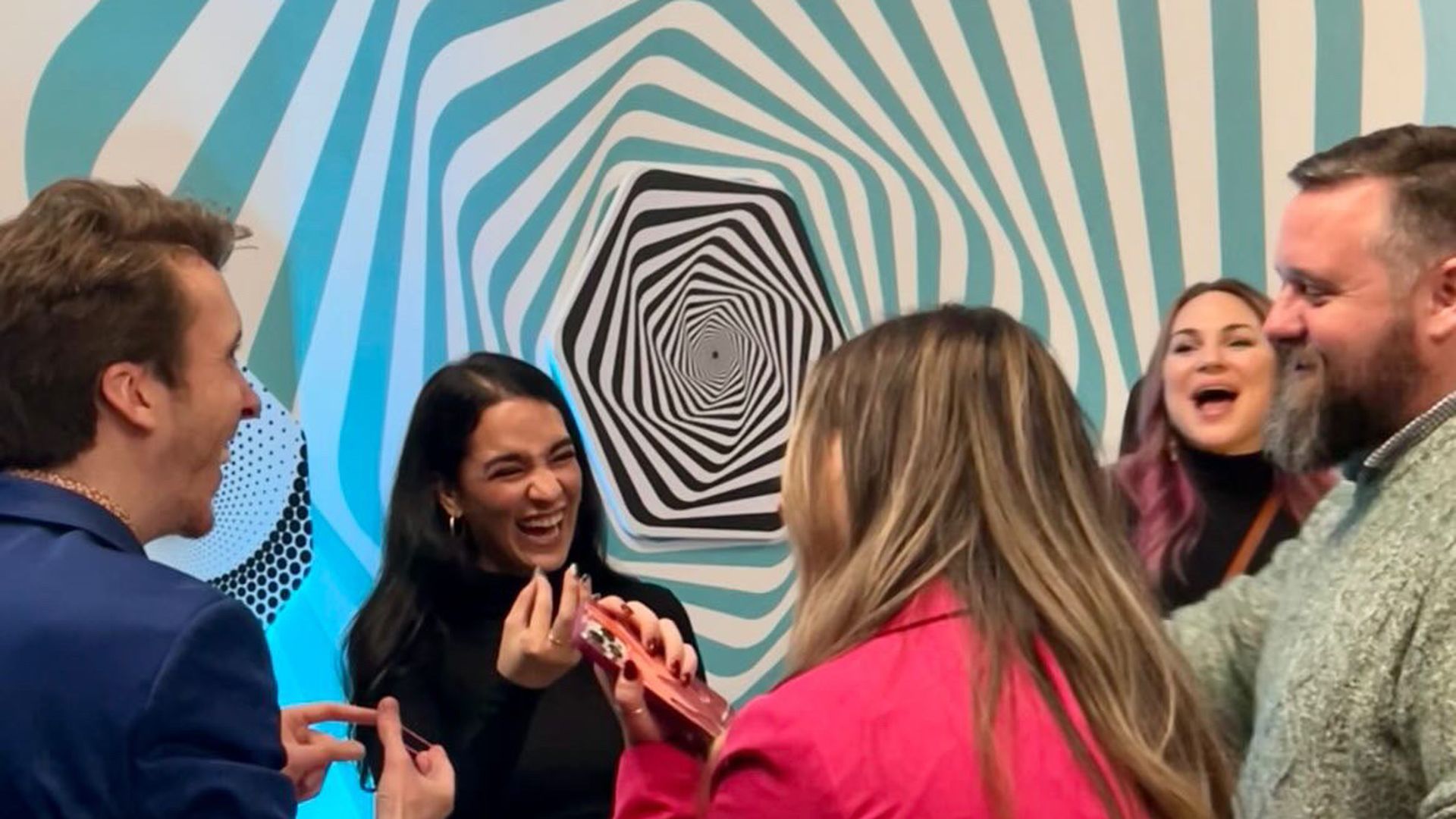 Local magician wins Penn & Teller competition on national TV - Axios Charlotte