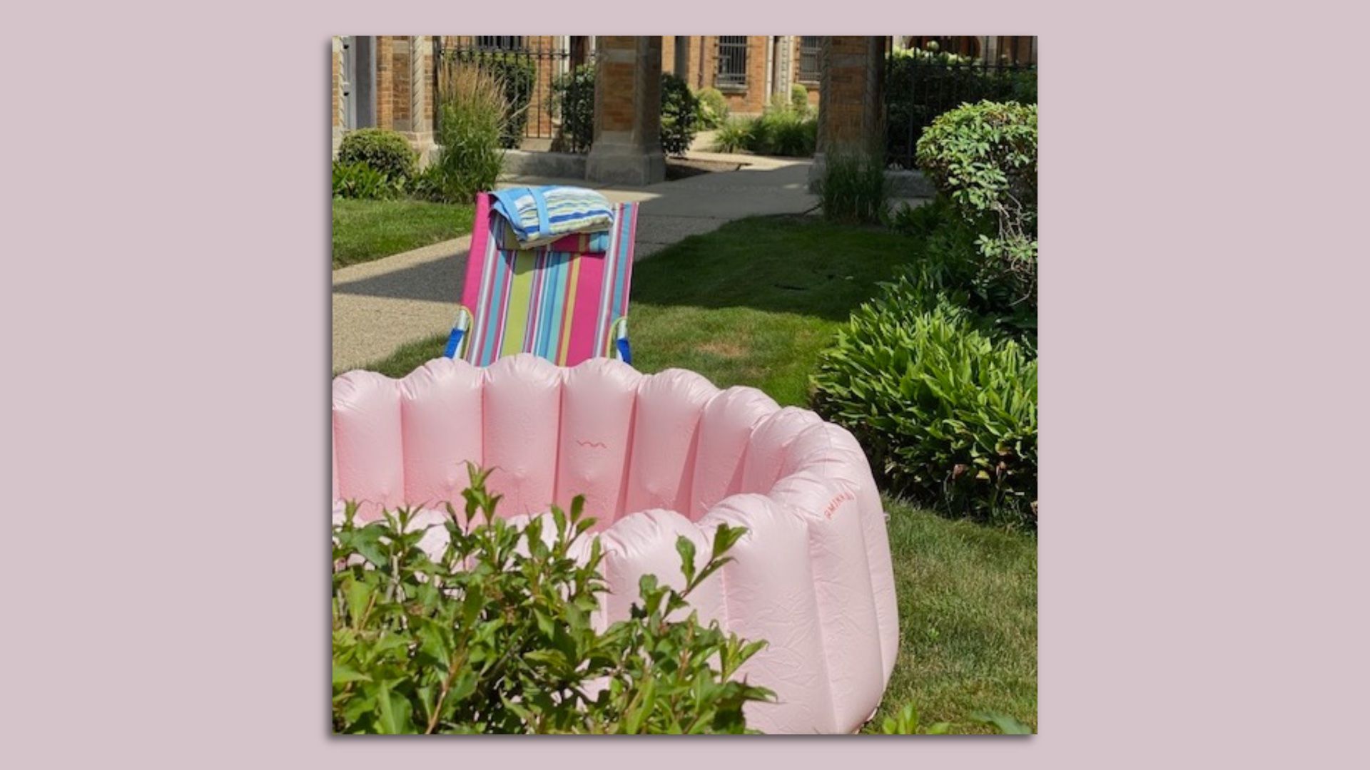 Chicago company Minnidip is inflating the adult kiddie pool trend ...