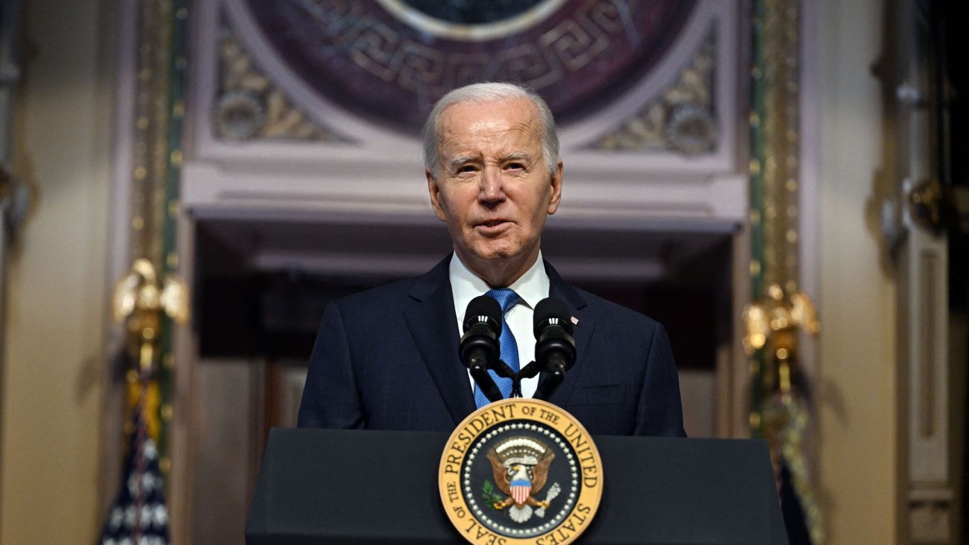 House votes to authorize GOP's Biden impeachment inquiry