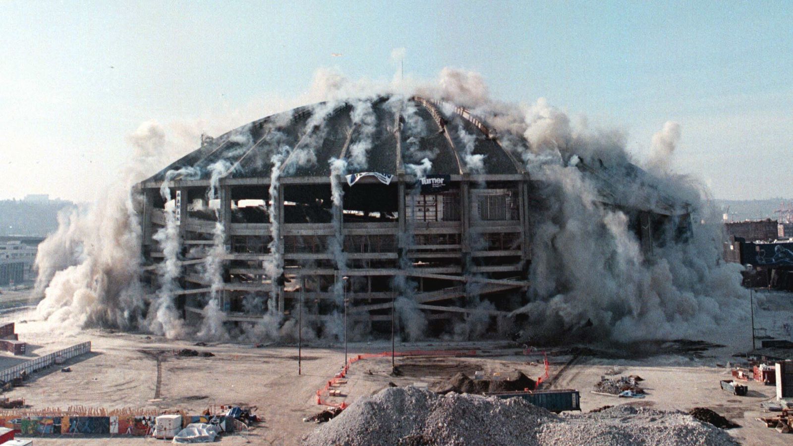 Remembering the Seattle Kingdome's rise and fall - Axios Seattle