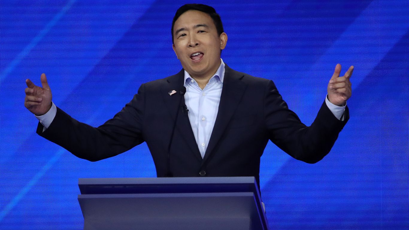Andrew Yang campaign says UBI raffle netted 450,000 entries in 72 hours