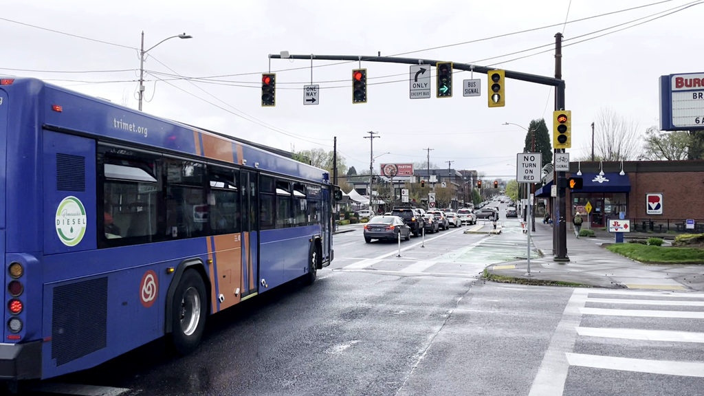 Trimet's bus-only signals multiply - Axios Portland