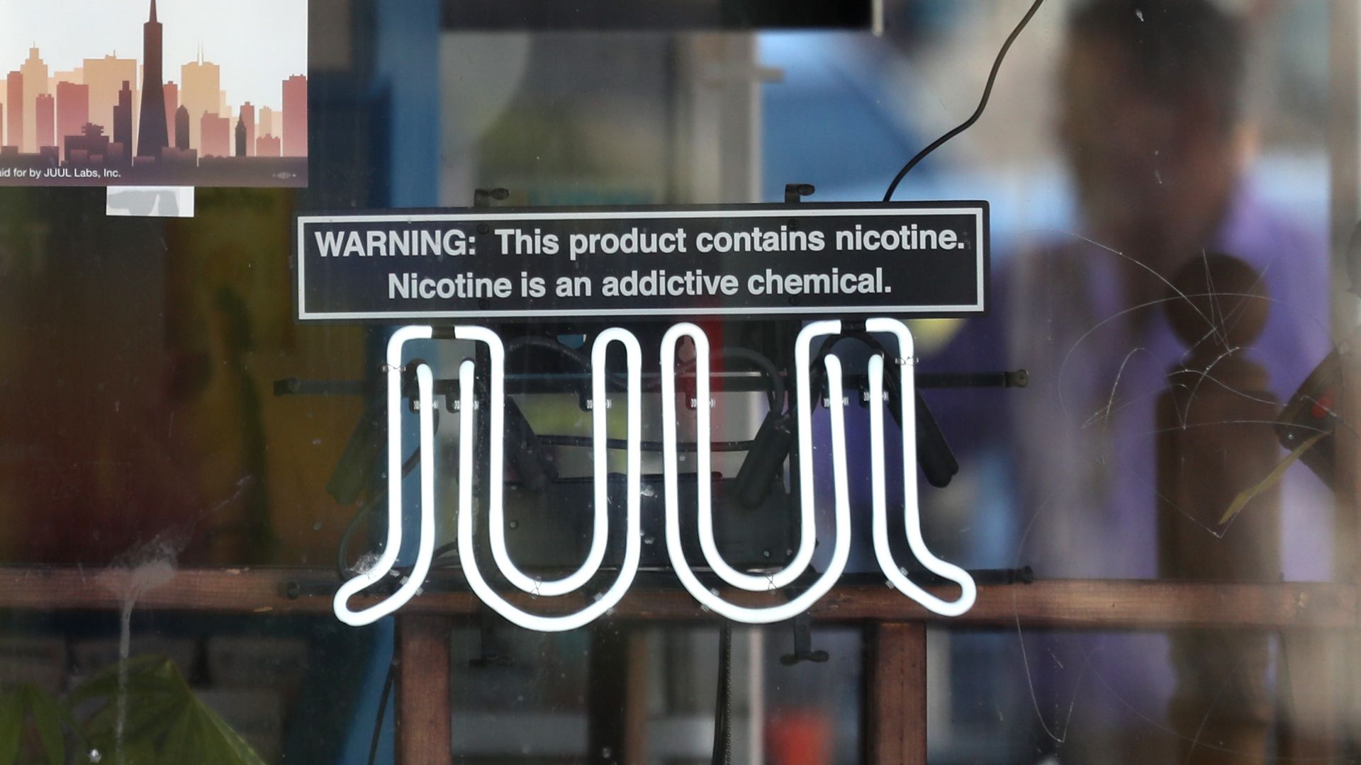 Juul, retailers at odds over software change