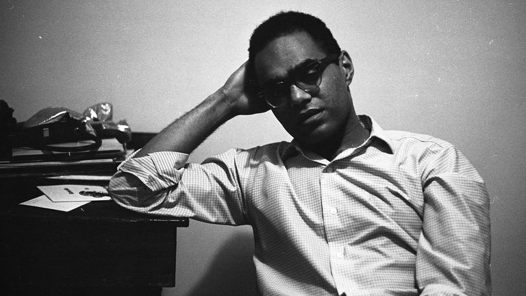 Civil rights activist Robert Moses dies at 86