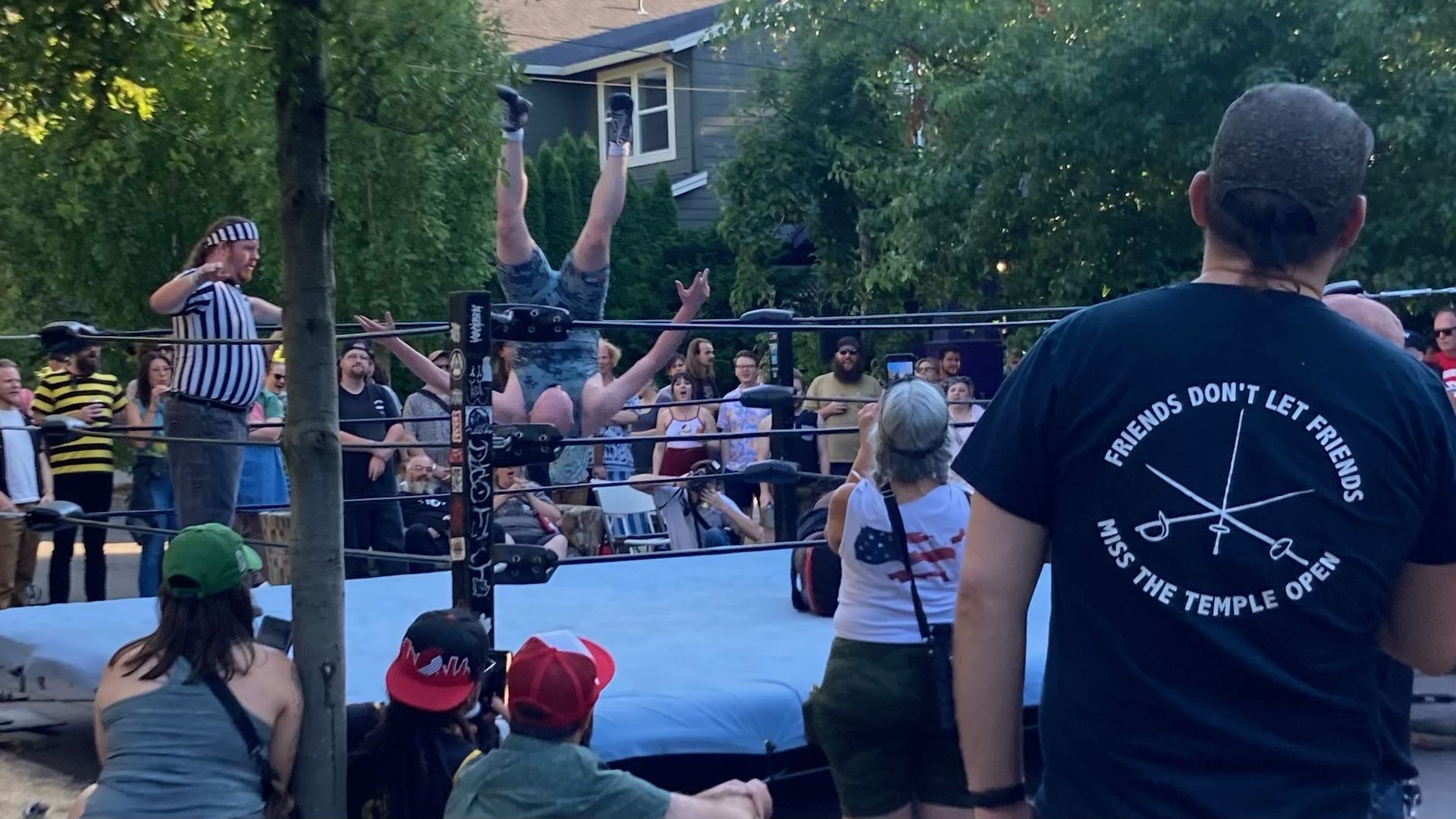 Pro wrestling entrepreneur takes show to Gigantic Brewing - Axios Portland
