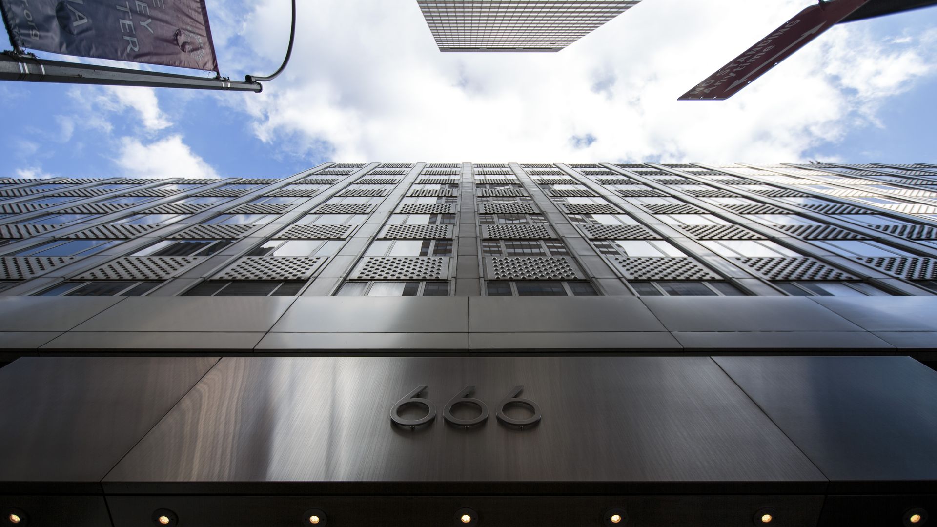 Kushner set to buy out partner in 666 Fifth Avenue property deal