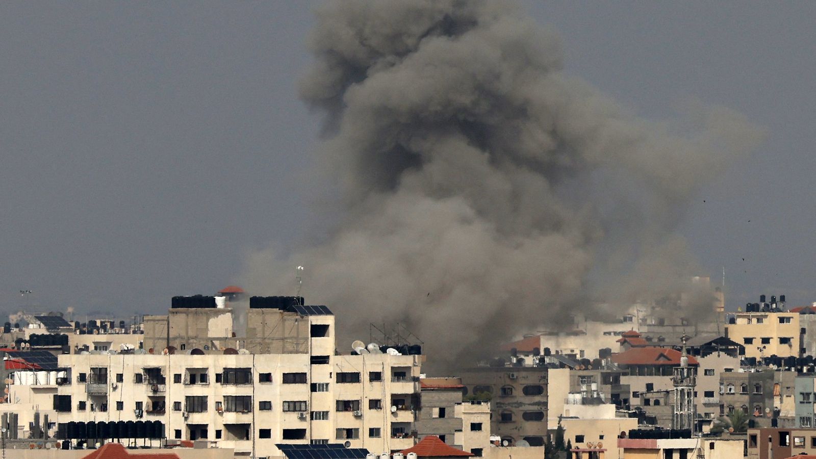 Gaza cease-fire talks collapse as Israel and Palestinian militants ...