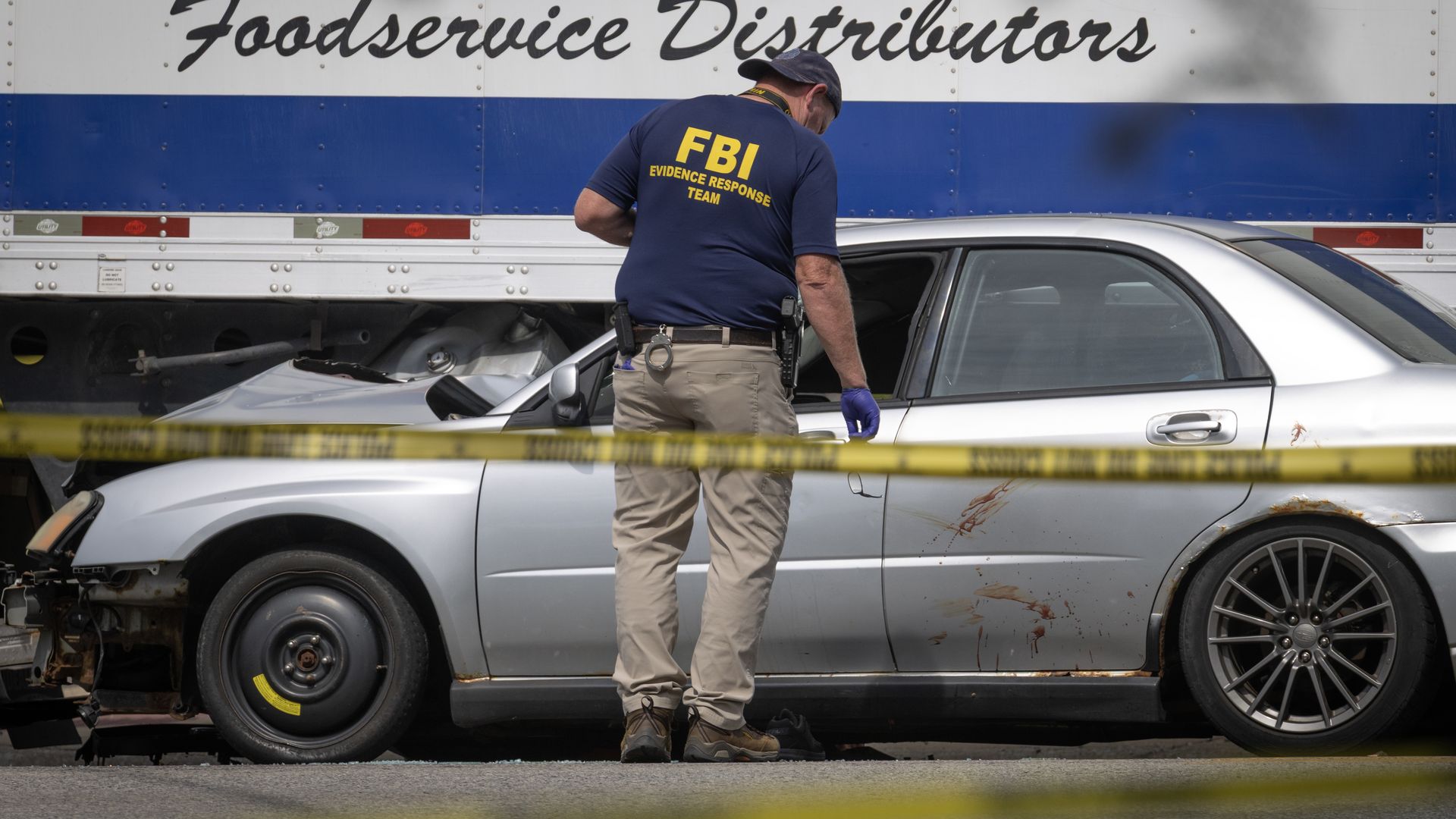 Illinois officials demand transparent investigation into fatal ICE ...