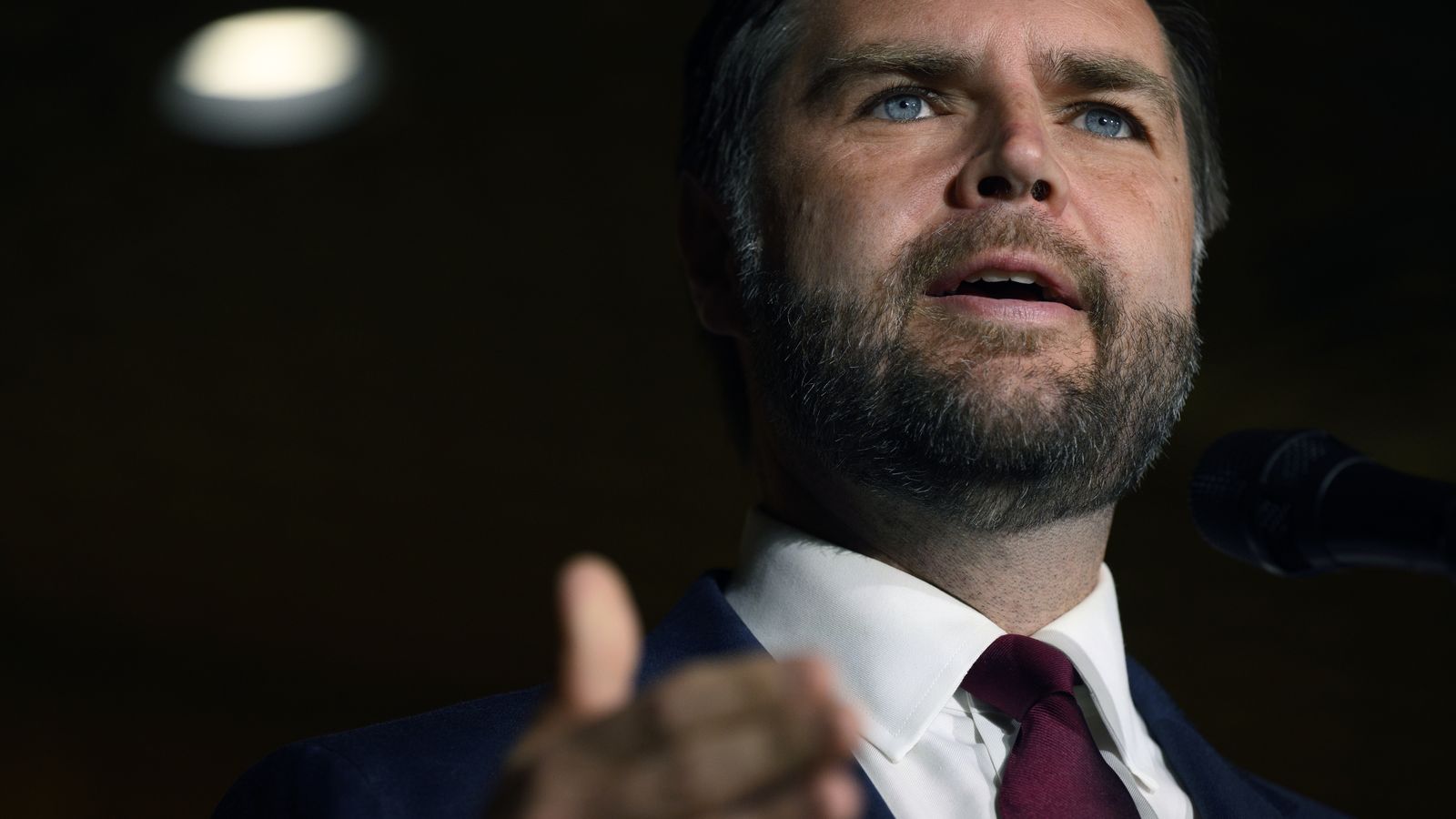 Vance dismisses polls showing Harris lead: "Media uses fake polls"