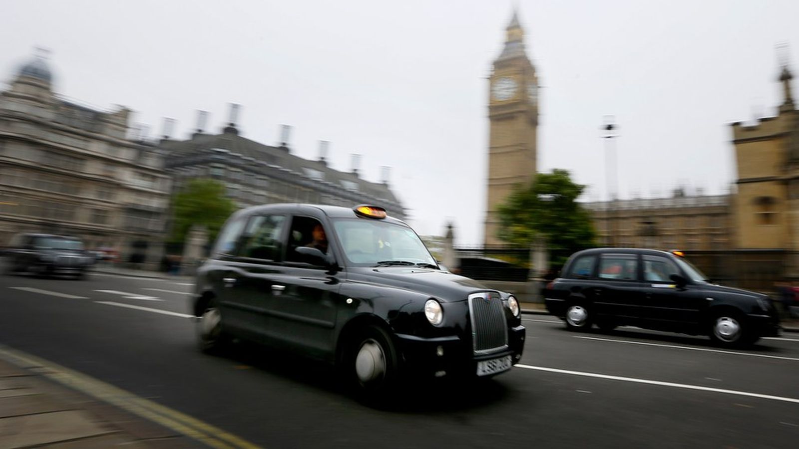 U.K. plant reopens to make electric London black cabs