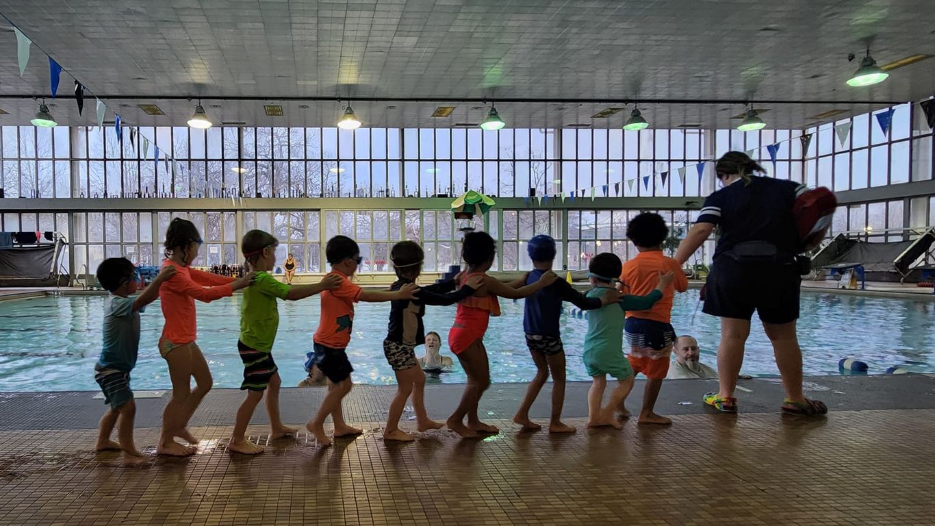 Chicago prepares for possible lifeguard shortage - Axios Chicago