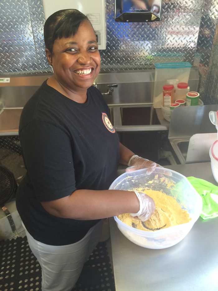 Mae’s Creole Kitchen, a family affair - Axios Charlotte