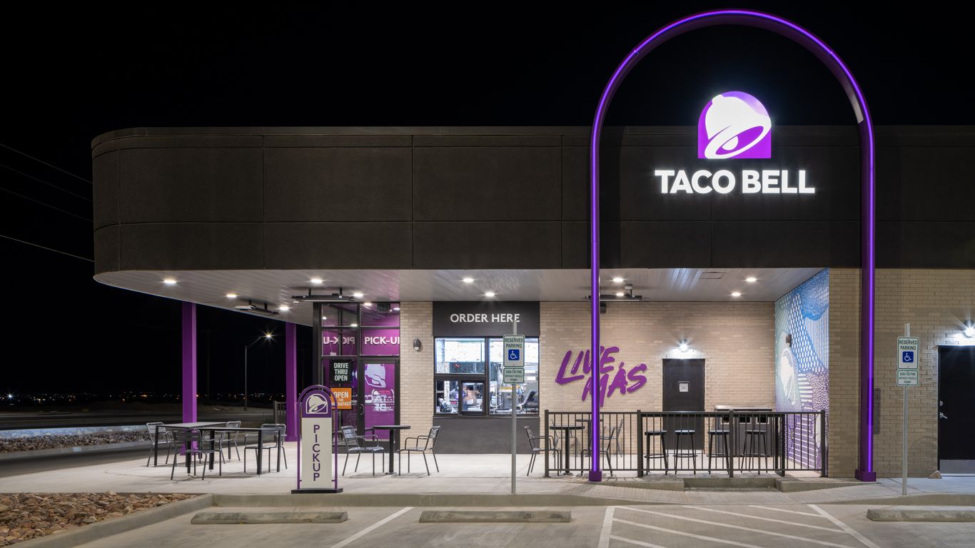 Taco Bell drive-thru: Chain adds to Go Mobile restaurant concept