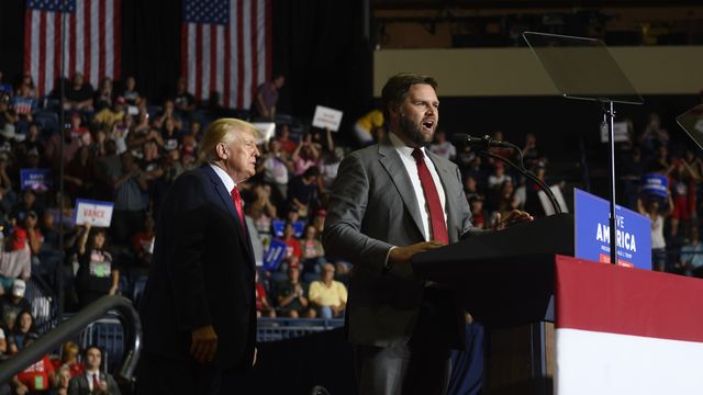 Former President Donald Trump campaigns for J.D. Vance in Youngstown ...