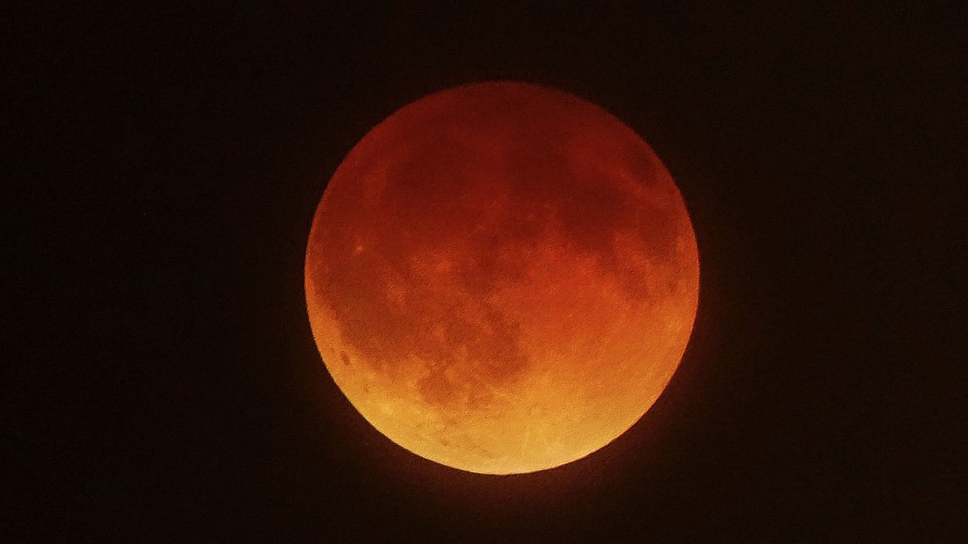 How to see the "Blood Moon" total lunar eclipse in Utah - Axios Salt ...