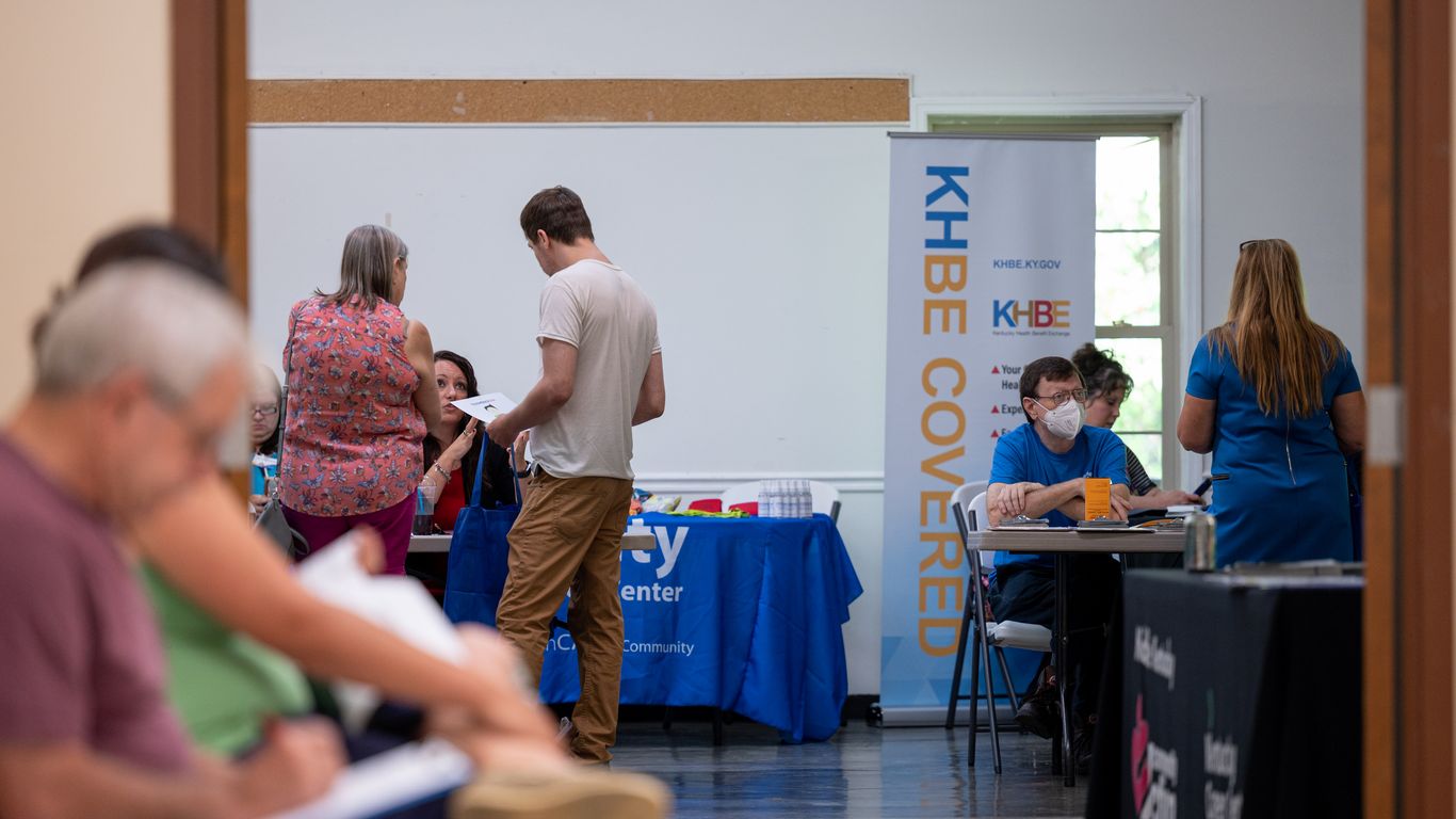 Report: Pandemic aid programs reduce poverty at record level