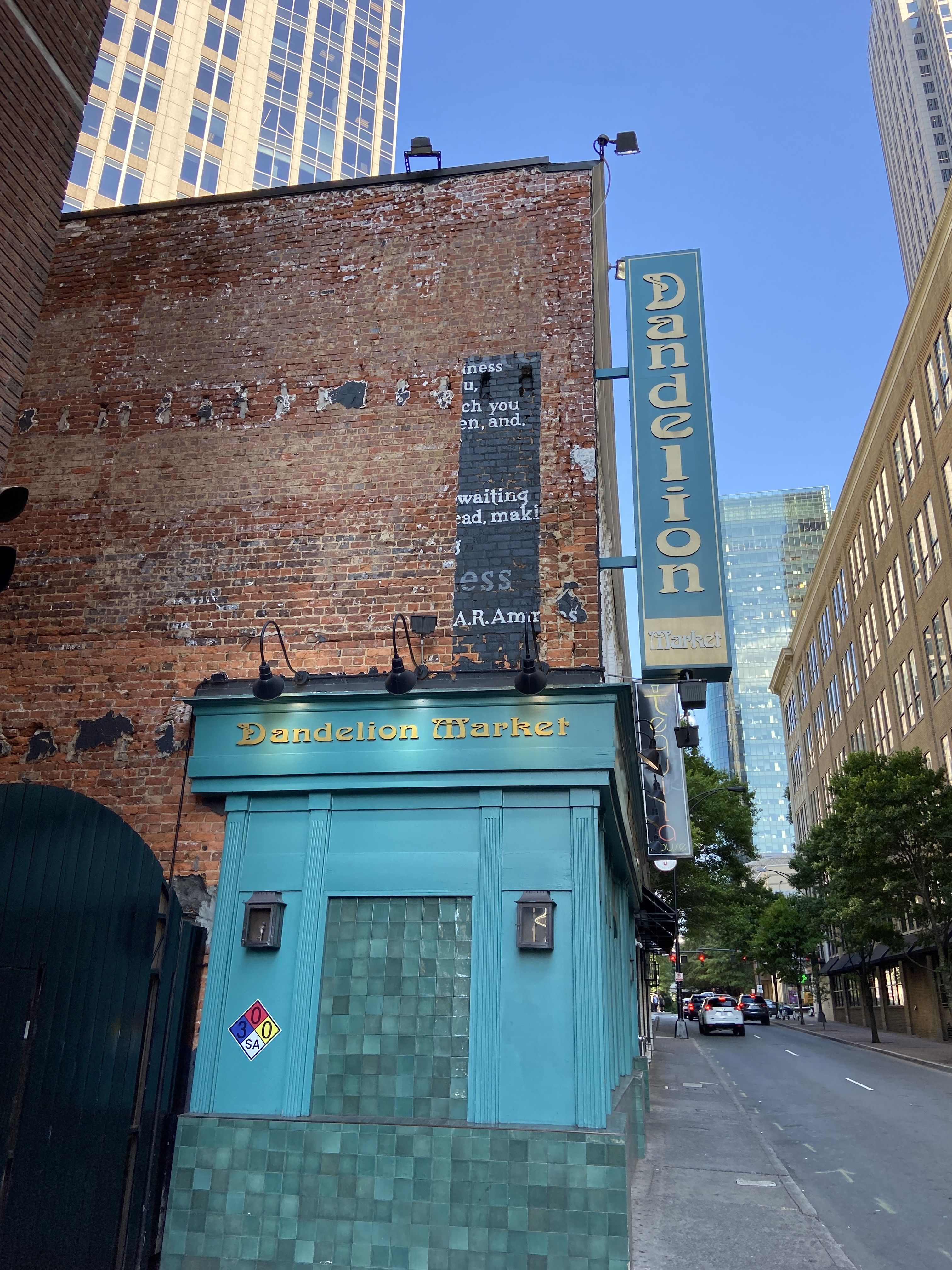 Dandelion Market to close in Uptown due to rising rent - Axios Charlotte