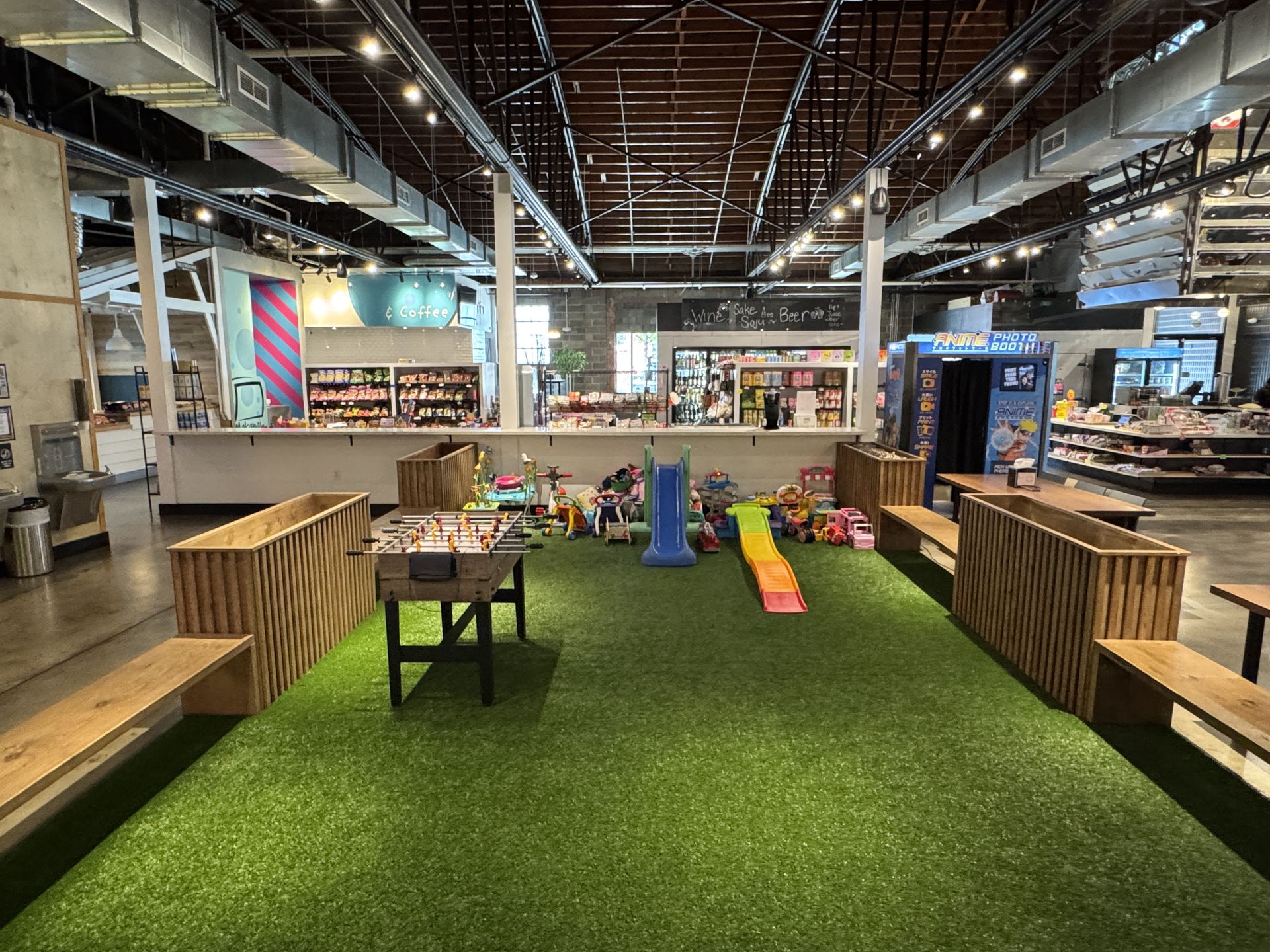 Urban District Market: Everything there is to eat, see and do - Axios Charlotte