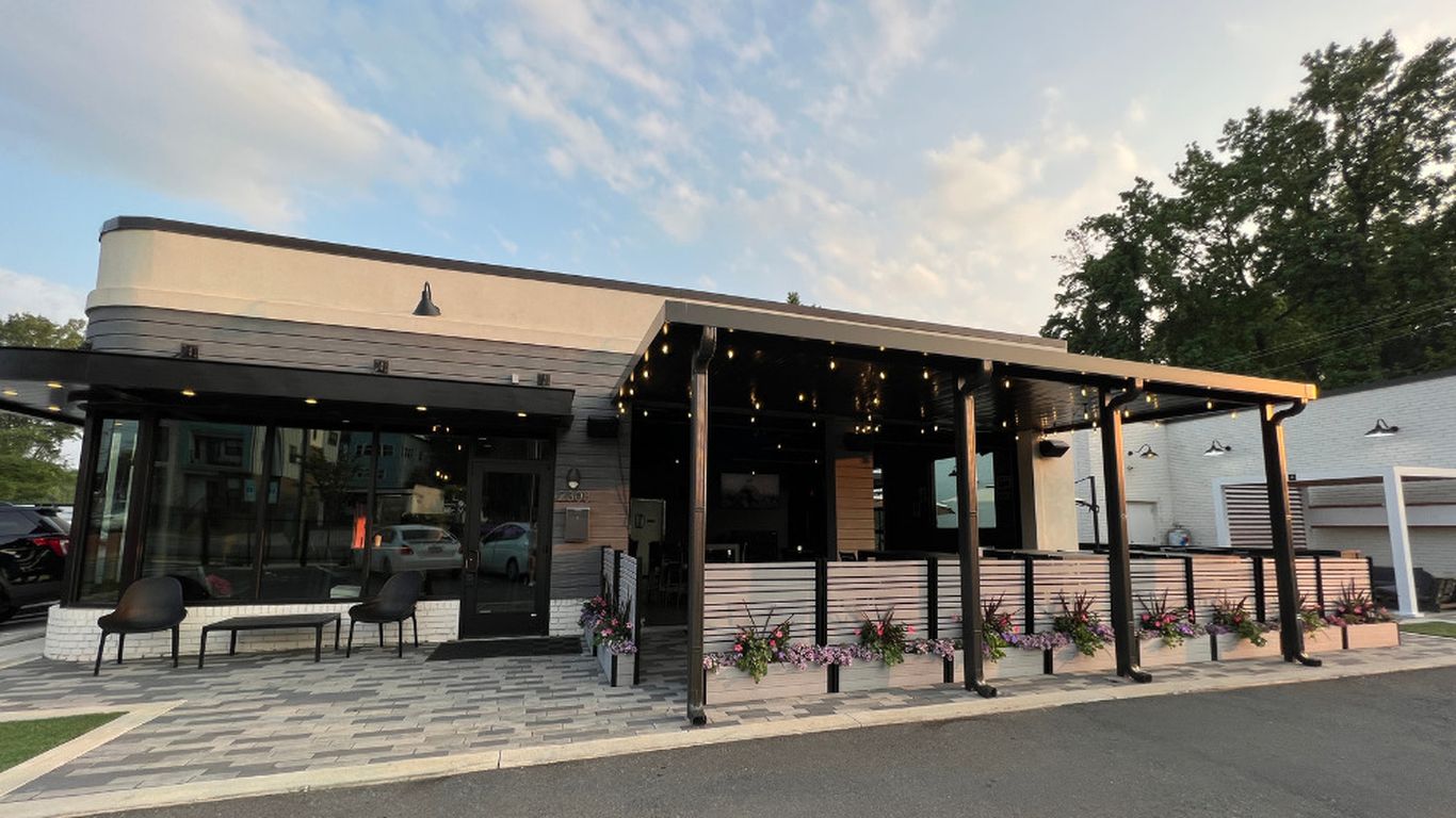 The Para team’s newest project, Club House Kitchen & Cocktails, opens ...