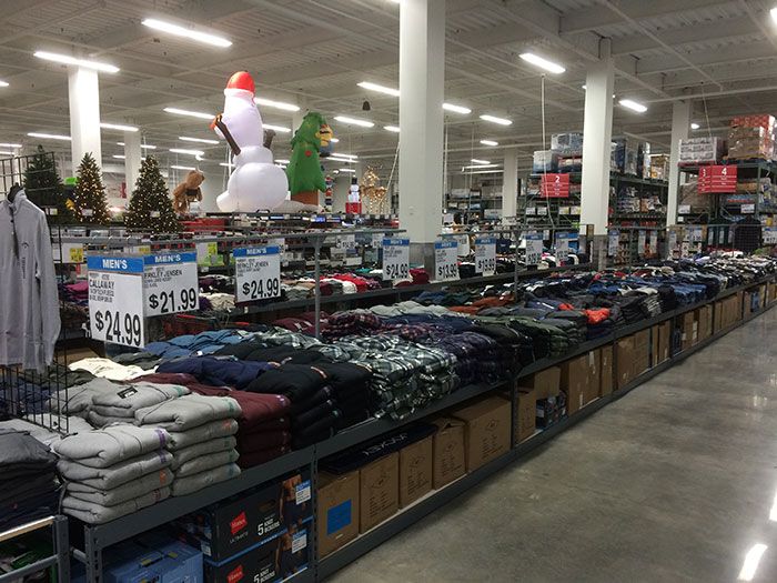 Here’s what it looks like inside BJ’s Wholesale Club in Midtown - Axios Charlotte