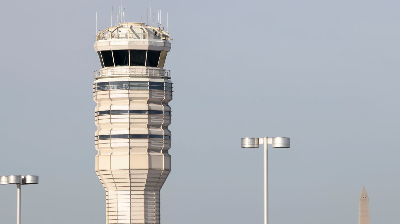 Air traffic controllers union hits back at Trump DEI comments