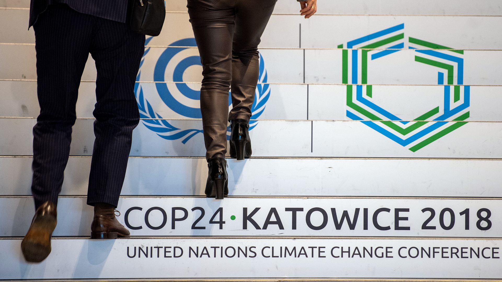 High-stakes climate talks head for overtime