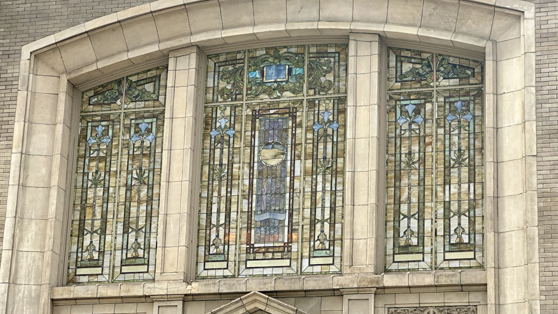 Spotlight on Seattle's stained glass art - Axios Seattle