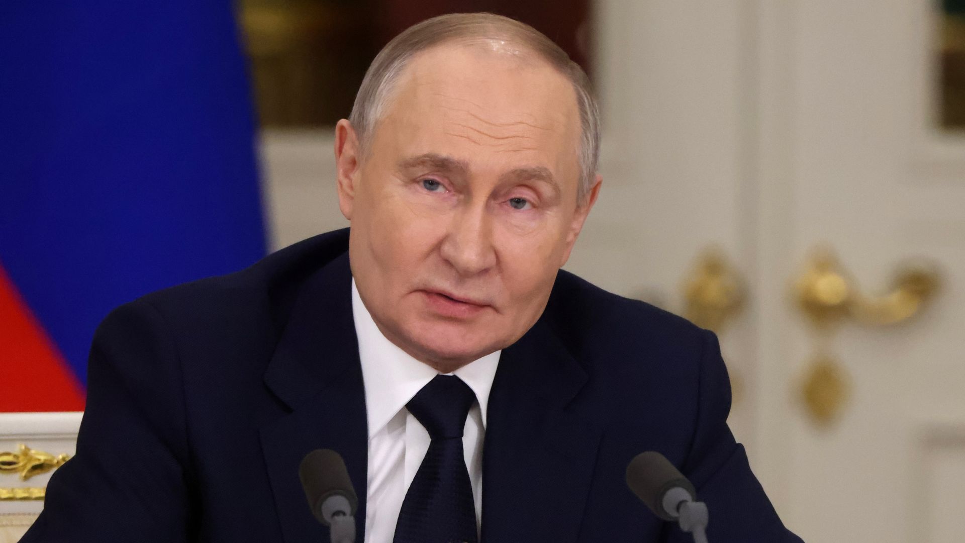 Russia-U.S. relations "balancing on the brink of a breakup," Kremlin warns