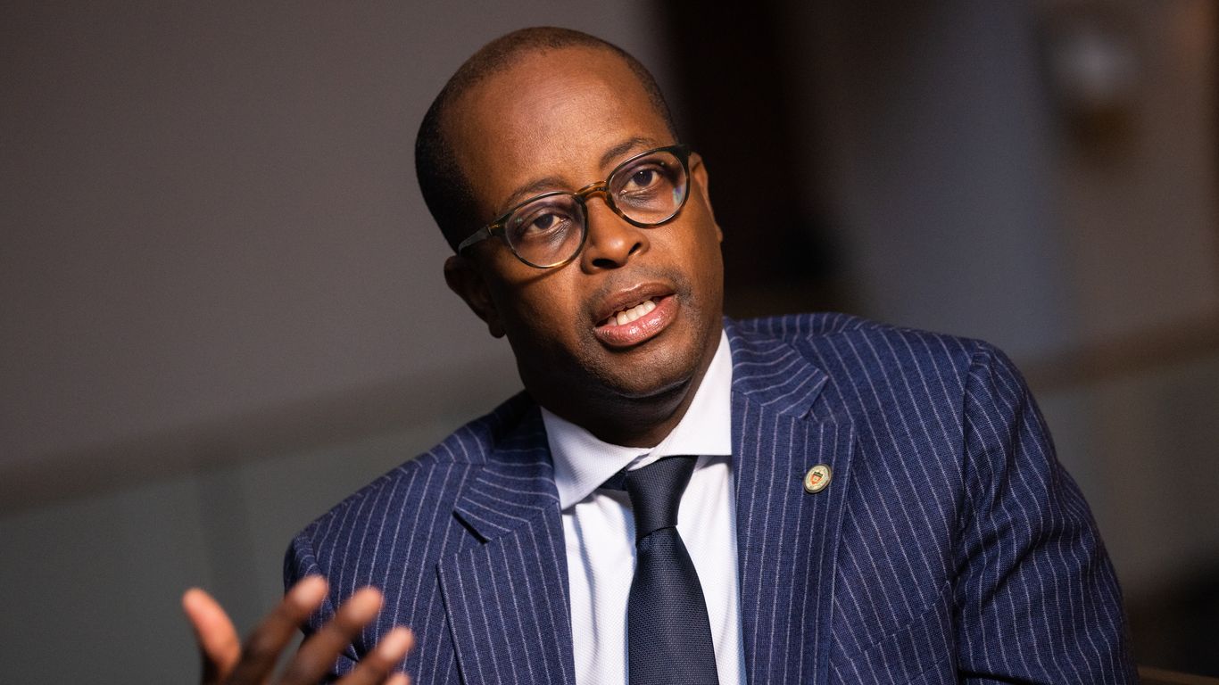 Howard University president says bomb threats were "motivated by hate"