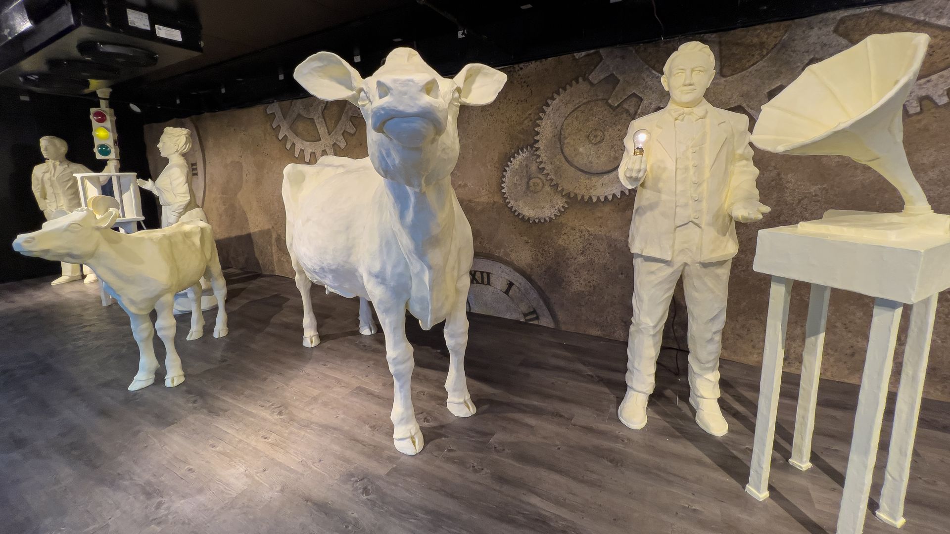Photos: 2023 Ohio State Fair's butter cow honors 4 inventors - Axios ...