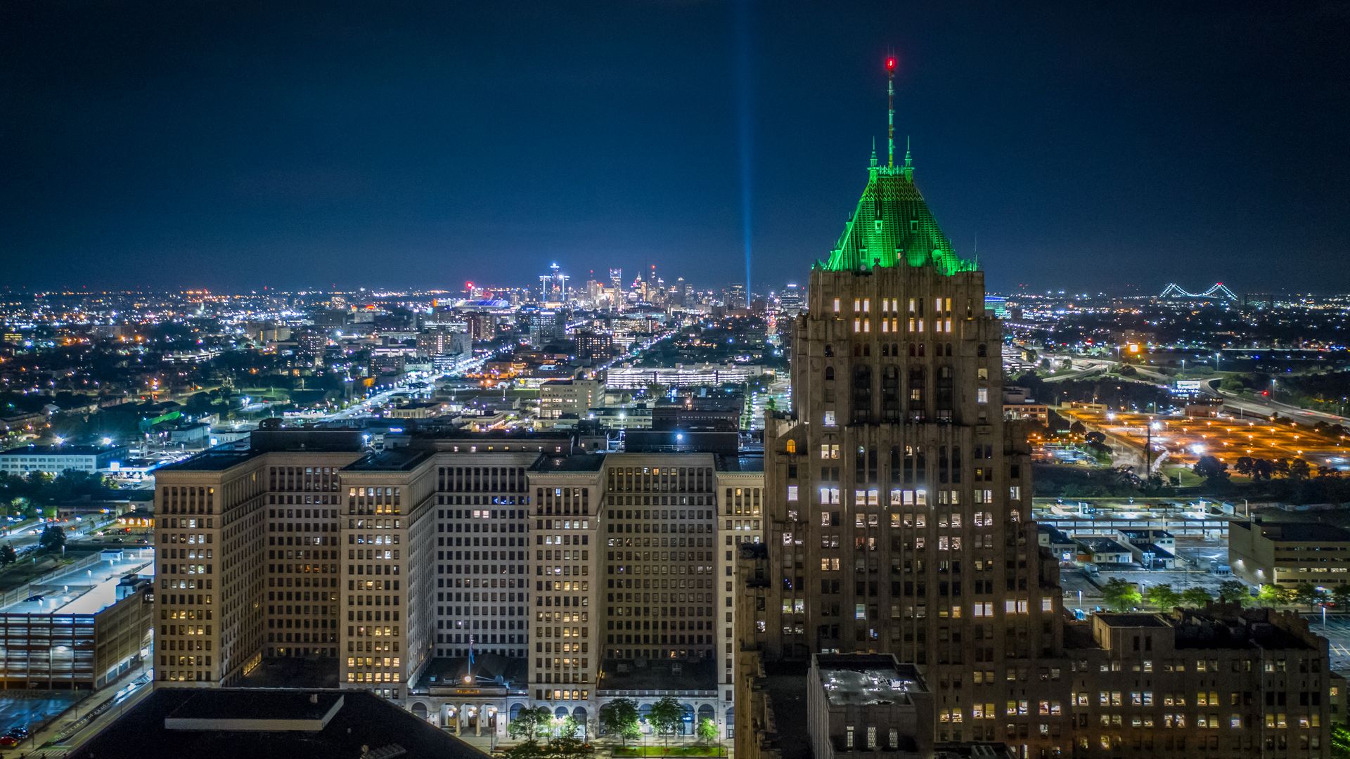 Michigan State University buys Detroit's iconic Fisher Building - Axios ...