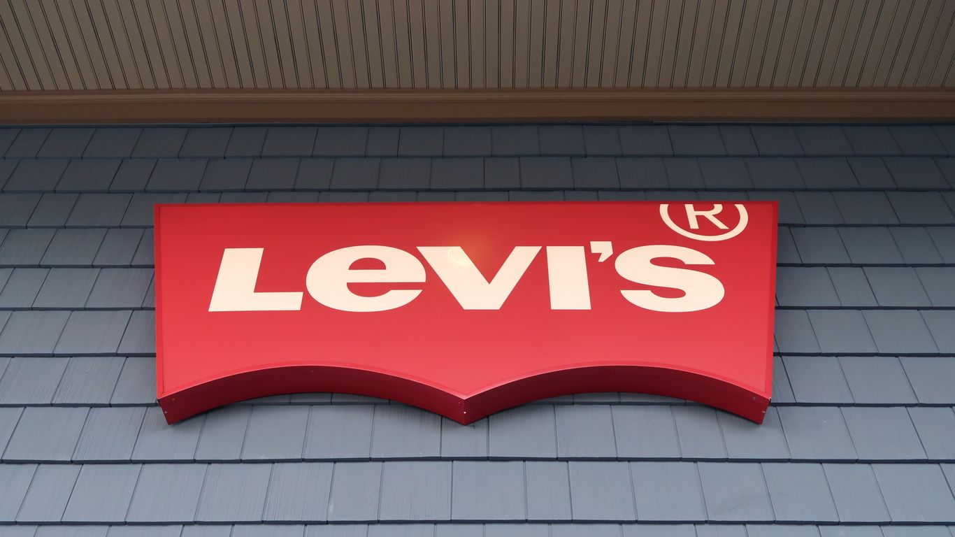 Levi's preps IPO with valuation at $5 billion