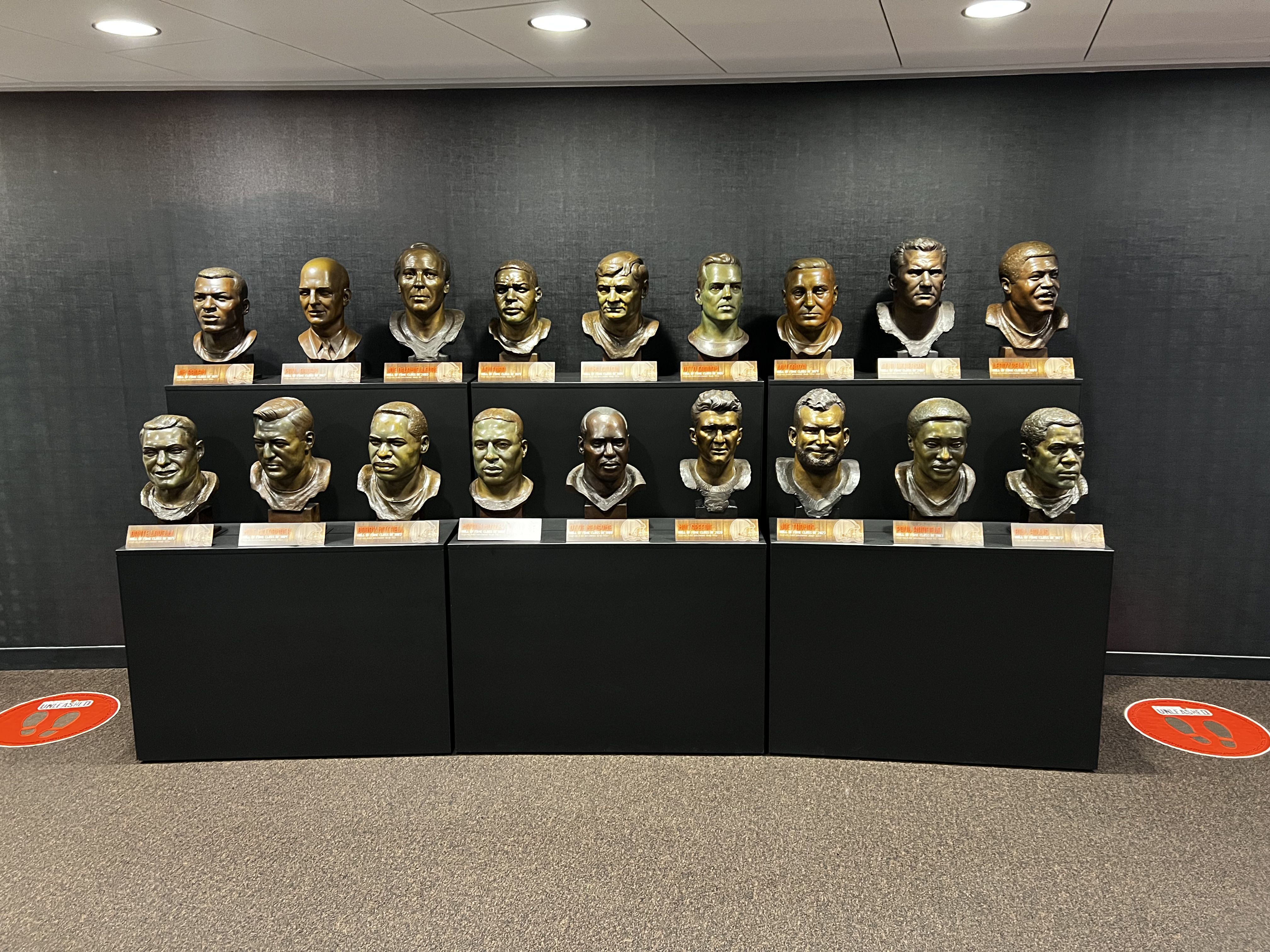 Browns legacy unleashed in Pro Football Hall of Fame exhibit - Axios ...