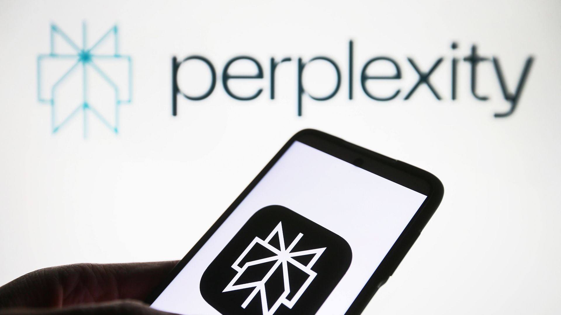 Perplexity brings its "answer engine" to enterprises, raises $62 million