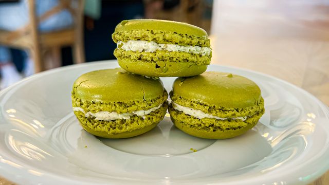 Bakery Lorraine is selling pickle-flavored macarons - Axios San Antonio