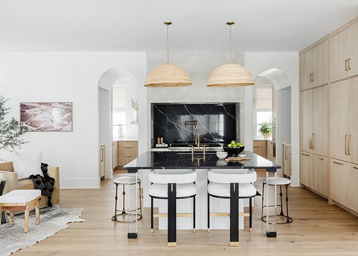 Best outdoor setup: Custom Cotswold home with a basketball court ...