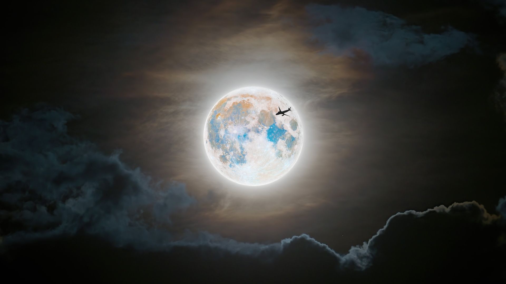 Once in a JetBlue Moon: Arizona photographer's unique moon shot - Axios ...