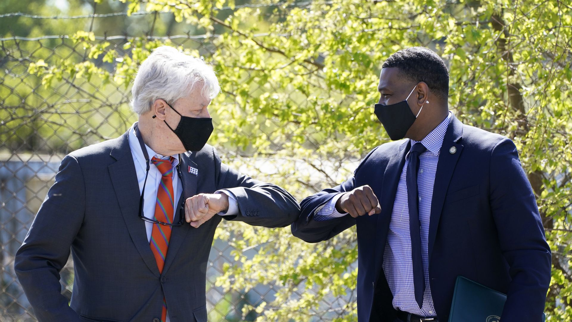 Des Moines Mayor Frank Cownie's 2022 goal: Defeat the pandemic - Axios ...