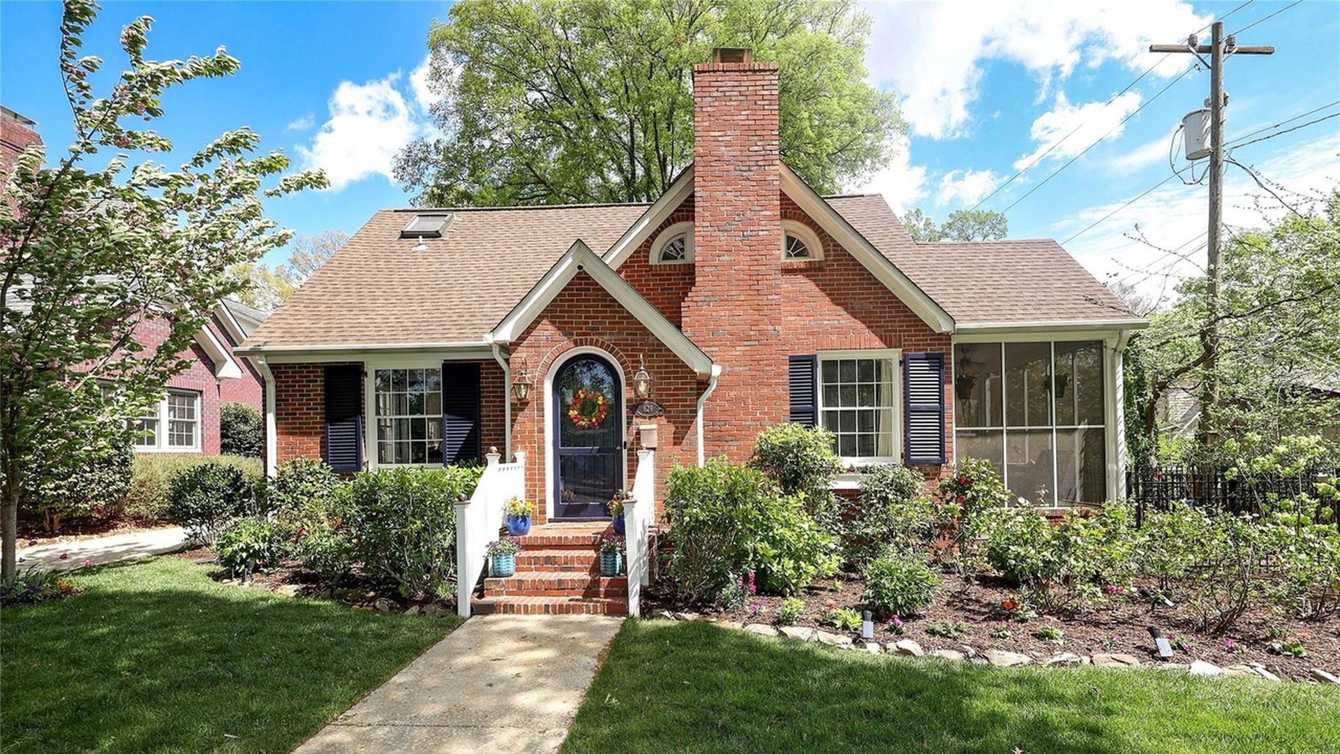 Hot homes: 5 houses for sale in Charlotte ranging from $400K to $1M ...