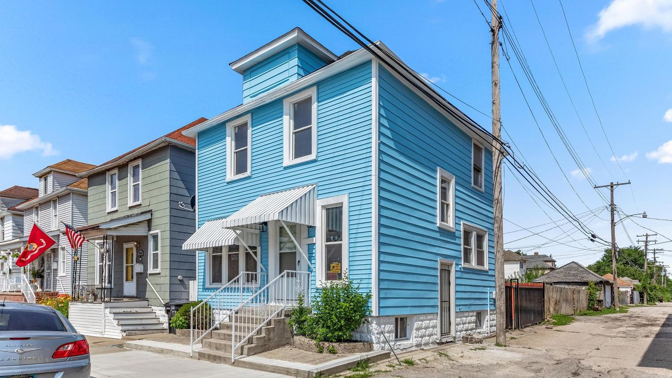 Detroit House Hunting: Bright blue Southwest renovation - Axios Detroit